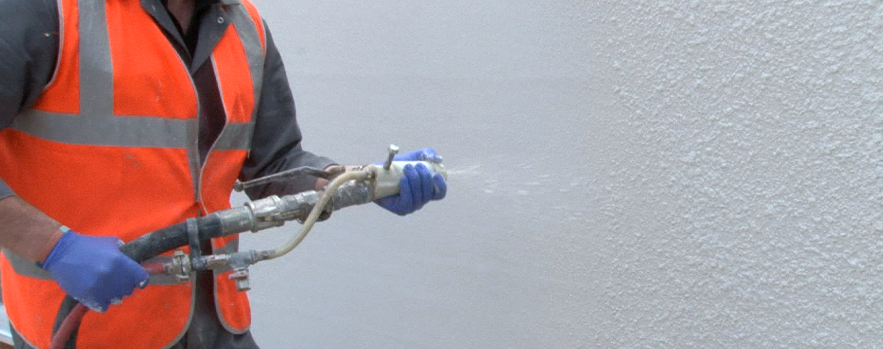 Roughcast, Spray Texture, Harling or Wet Dash? | Weber UK